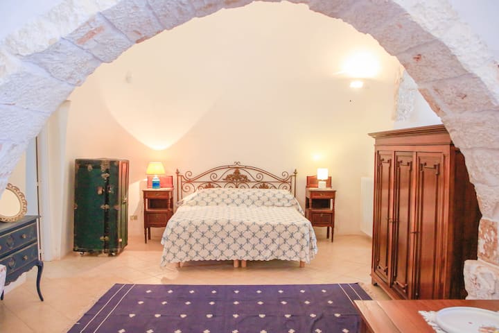 Masseria Semeraro - Trullone - Locorotondo