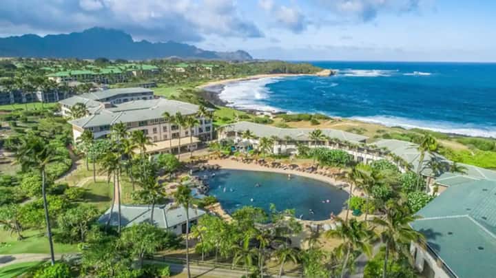 Family 2-bedroom Suite With Garden View & Pool - Kauai, HI