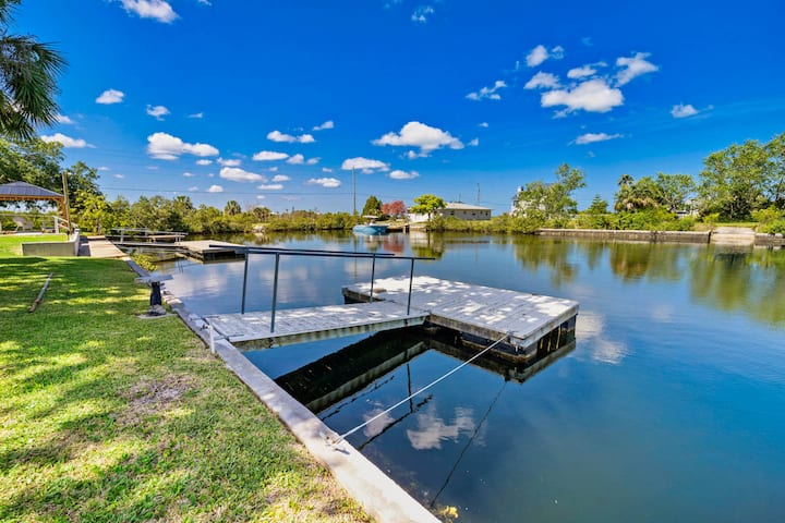 Tampico Sunset - 4 Bd 2 Bath - Direct Gulf Access - Hernando Beach, FL