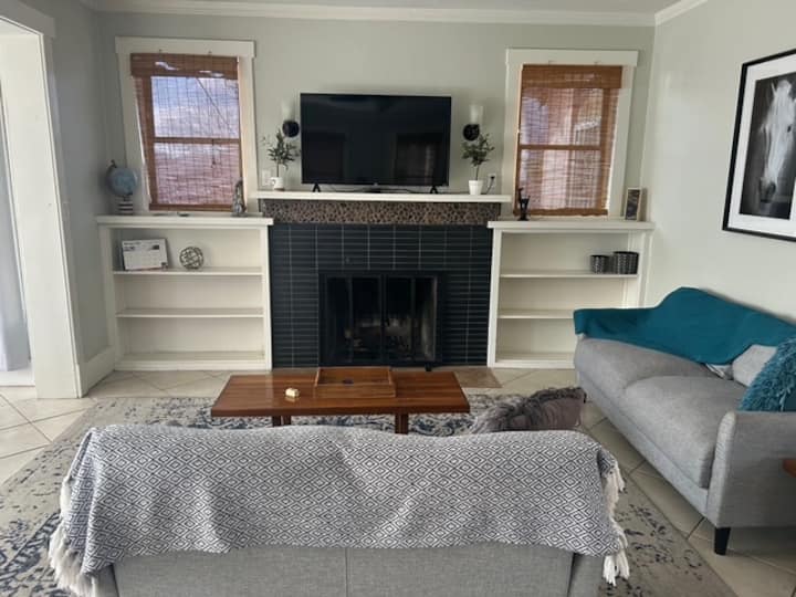 The Brick Bungalow Escape - Albuquerque