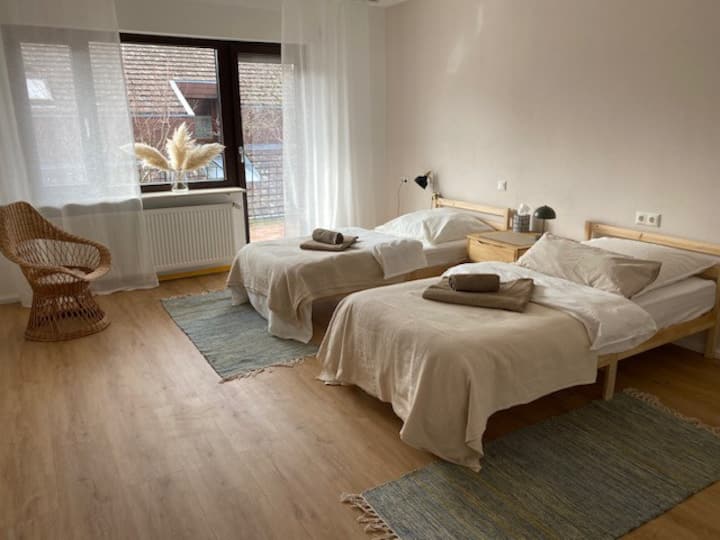 Helles Doppelzimmer Mit Balkon - Darmstadt