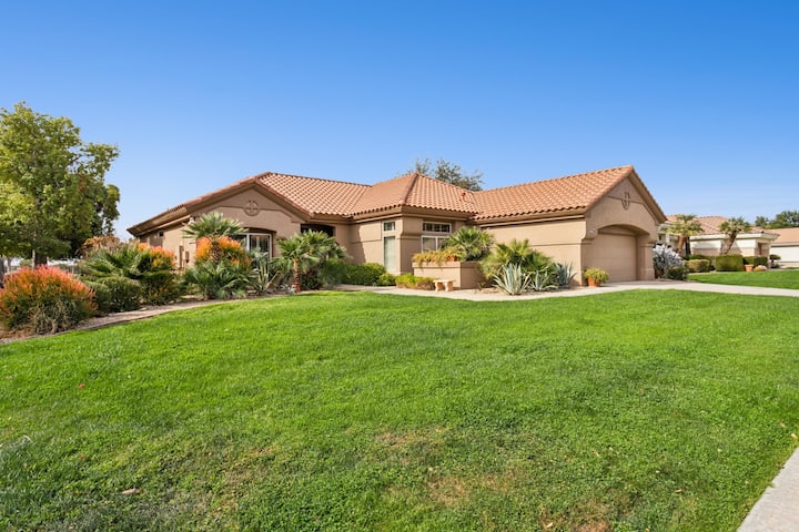 Sun City West Retreat - On Golf Course! - Sun City West, AZ
