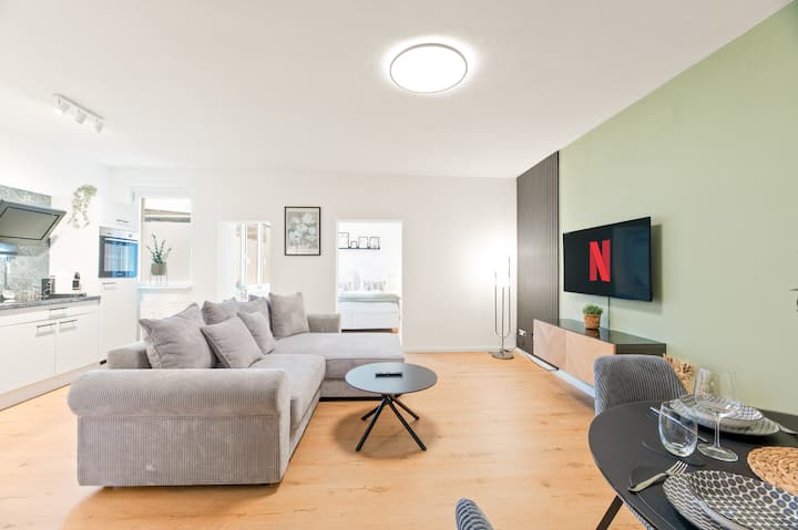 Zentrale Lage, Spülmaschine, Kingsize Bett, Ntflix - Pforzheim