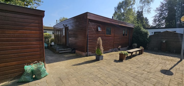 Fijn Chalet Voor 4 Personen Op De Veluwe - Ermelo