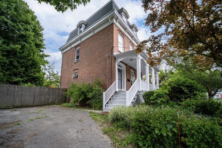 4br 3ba Victorian Jewel Near Main Street - Beacon, NY