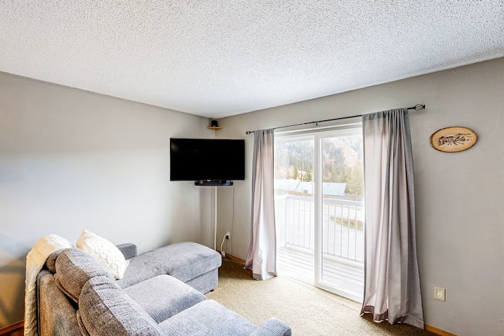 Mountain-view Ski Condo - Sandpoint, ID