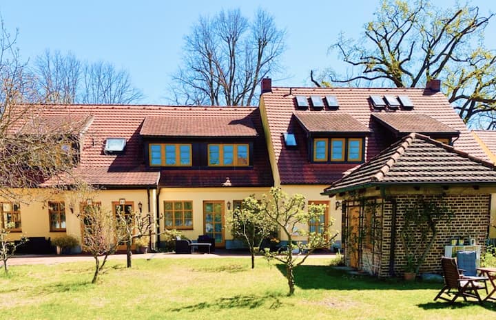 Charmante Altbauwohnung 2 Sz, 2 Bäder 6 Personen - Potsdam