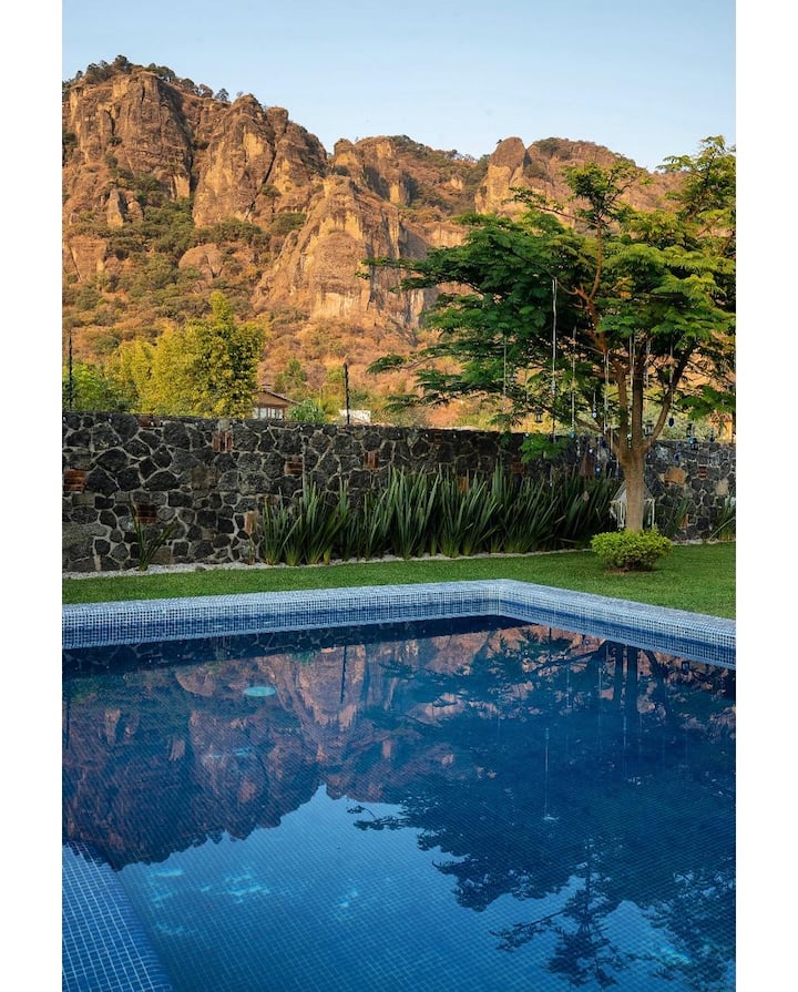 Villa Luna Vista Al Tepozteco Con Alberca - Tepoztlán