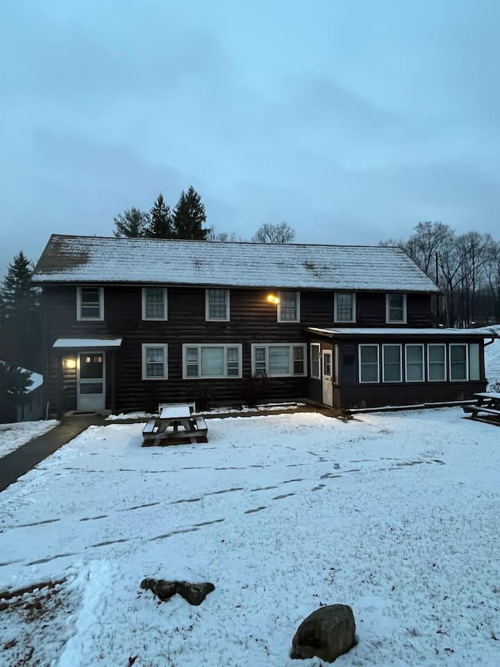 Charming Cabin In Fishkill! - SplashDown Beach, Fishkill