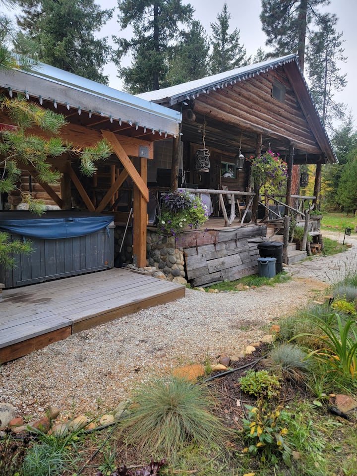 Trout Cabin On Wenatchee River - Plain, WA