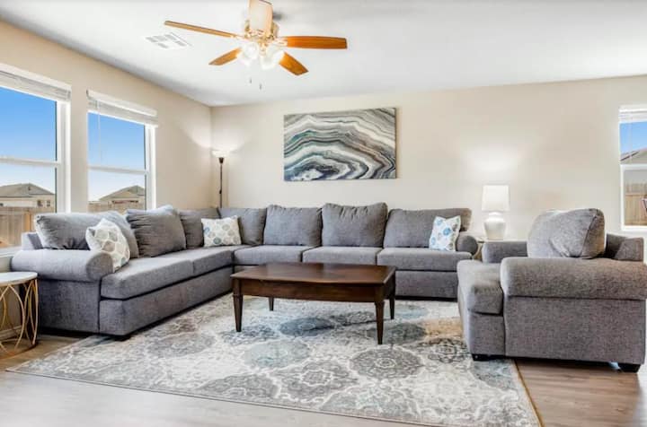 Catbird Casa - New Braunfels, TX