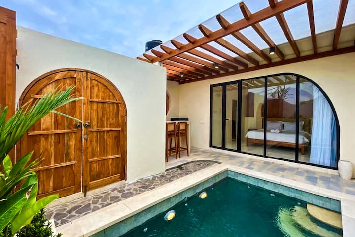 New Stylish Mediterranean 1br Private Pool Villa - Jimbaran