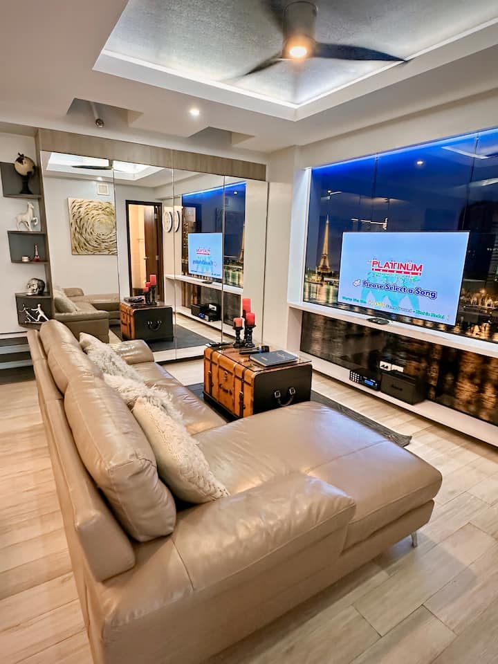 Stylish 77sqm Luxe Suite W/ Karaoke & Fast Wifi - Makati