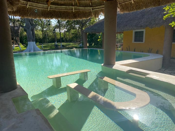 Mayan Oasis, La Caprichozza, Pool And 7 Suites - Yucatan
