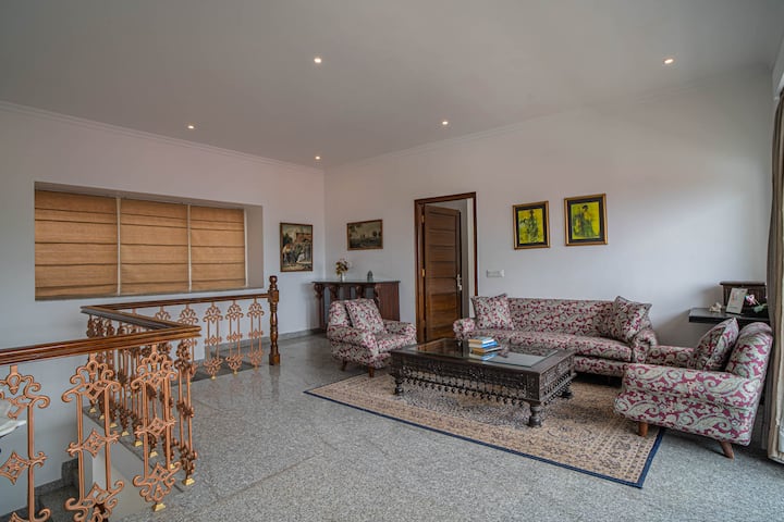 Stayvista At Wisteria @ Albert Estate W/ Lawn - ムスーリー