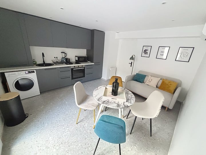 Nice, Beau 2 P Central - Nizza