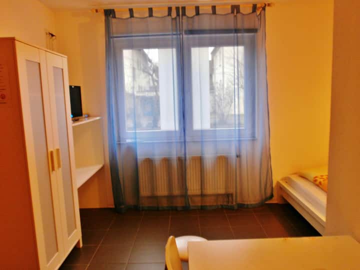 Apartment 4-6 In Reutlingen - Reutlingen