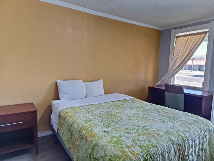 Full Bed | Crown Inn By Oyo Orangeburg Hwy 301 - Orangeburg, SC