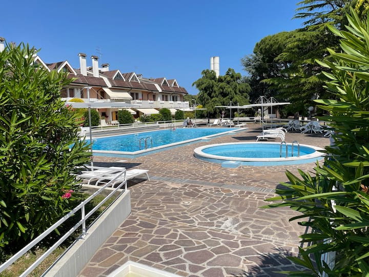 [300m From Sea+pool] Equilio B11 - Jesolo