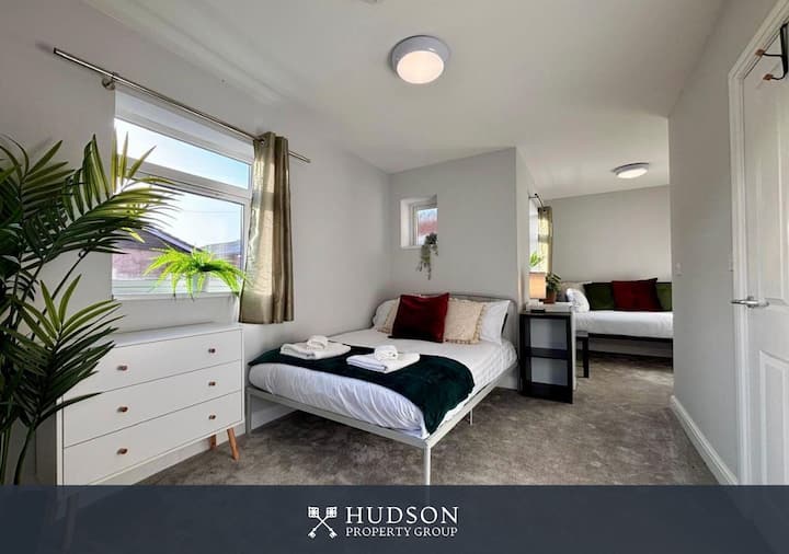 Donnington Apartments - Studio 3 - Telford