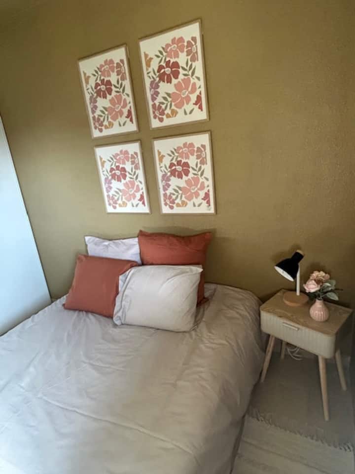 T2 Avec Balcon Et Piscine - Blaye
