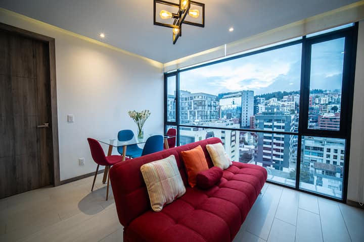 Suite Moderna Con Vista Panorámica En Quito - Quito