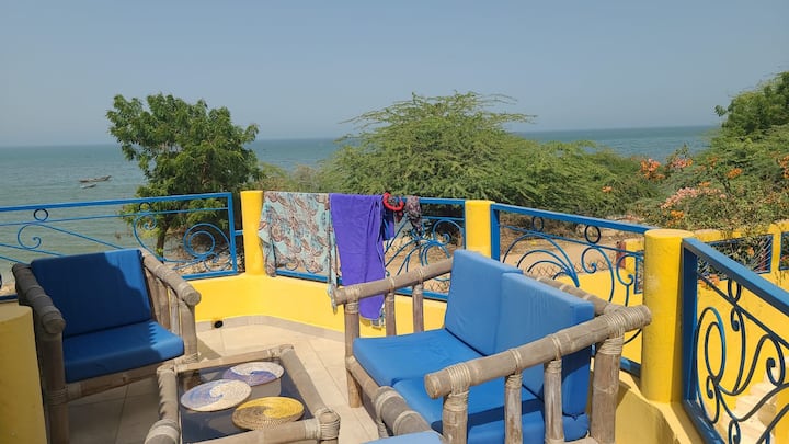 Villa Face à La Mer Avec Piscine - Senegal