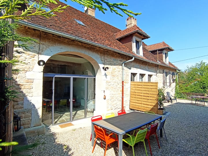 Le3, Gîte De Charme Et De Caractère - Baume-les-Messieurs