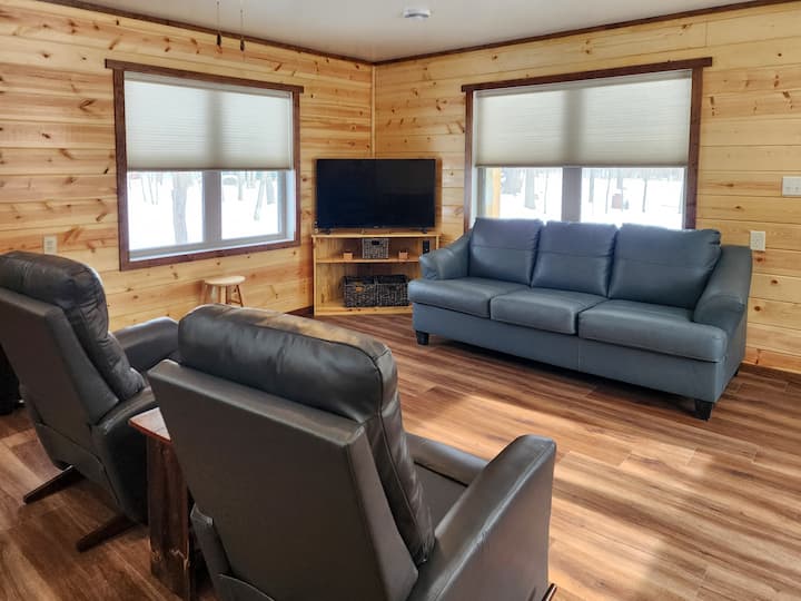 Crivitz | Cabin | Sleeps 4 | Nfl Draft - Governor Thompson State Park, Crivitz