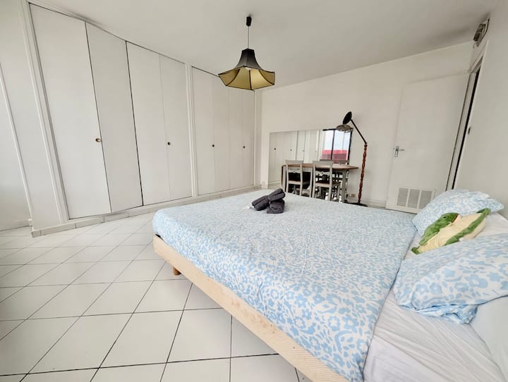 80m2 - 8eme Etage Avec Parking Gratuit - 5 Invités - Grenoble