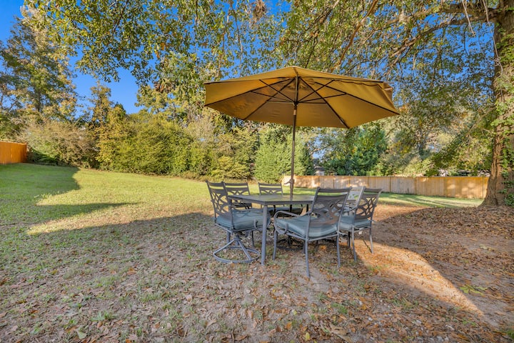 College Park Charmer Near Atl | Parking - Hartsfield-Jackson Atlanta Airport (ATL)