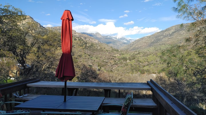 Sycamore House - Three Rivers, CA