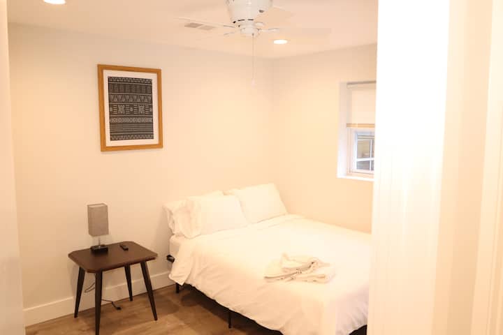 The Home Away From Home - 2 Br/1ba Apartment! - Hanover, NJ