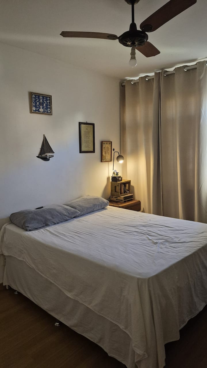 Quarto Em Ipanema Em Apartamento Compartilhado - Ipanema