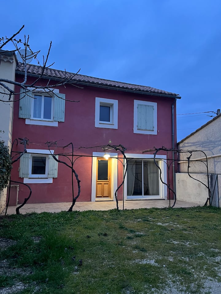 Charmante Maison Avec Jardin. - Valréas