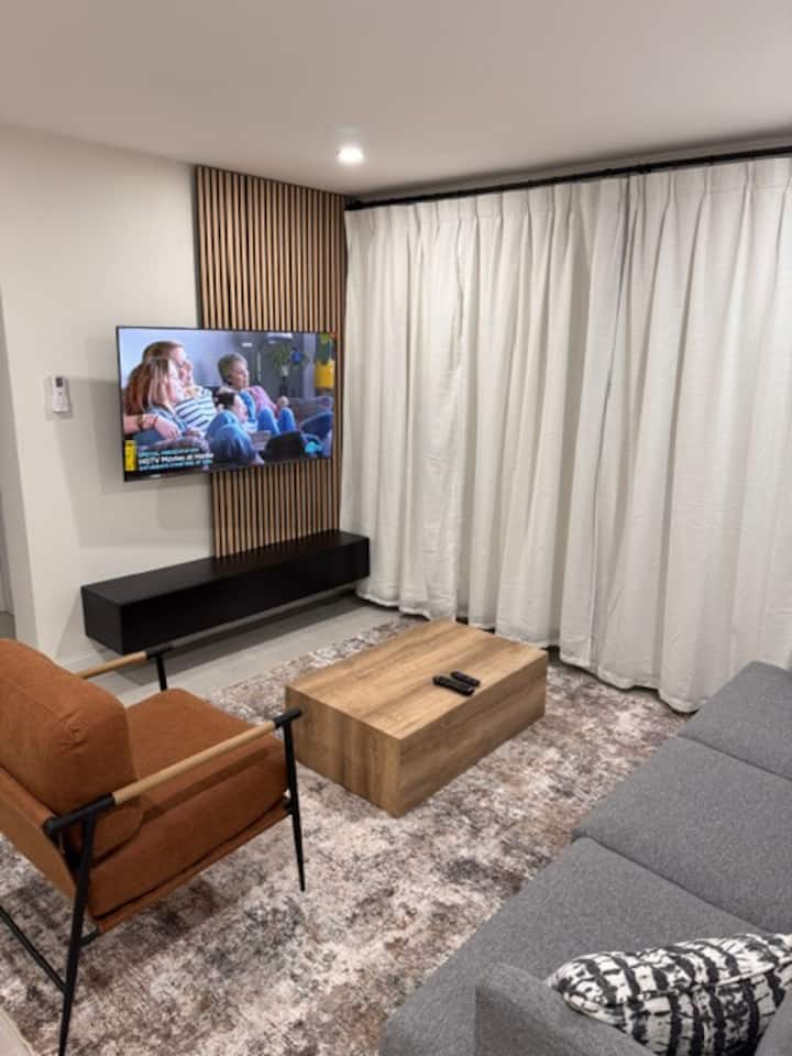 Modern Beach Flat - Nassau