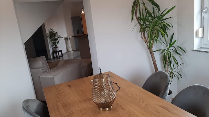 Modern, Günstig, Nähe Uniklinik - Homburg