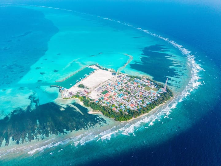 10 Room Villa With Pool - 60 Mins From Male - Malé