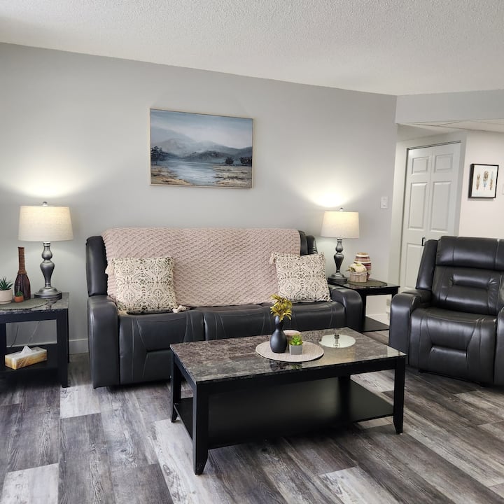 Newly Reno'd Two Bedroom Condo - Red Deer