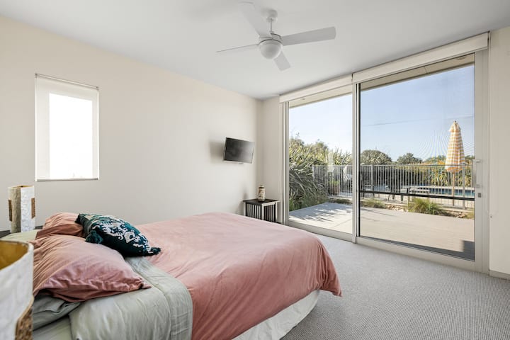 Berry's Beach Farm - Phillip Island