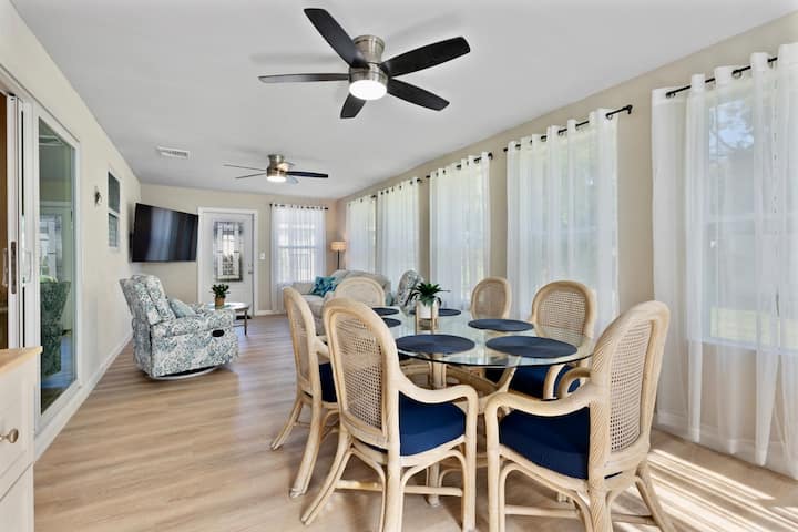 Port St. Lucie / Jensen Beach Cozy Retreat - ポートセントルーシー, FL
