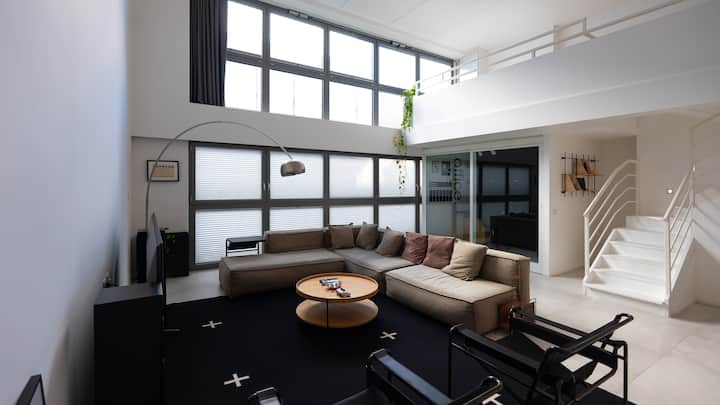 Grande Loft Di Pregio Sul Naviglio Grande - Milão