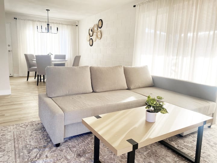 Luxe Home | 5 Min To Airport | 7 Min To Strip | Nv - 亨德森