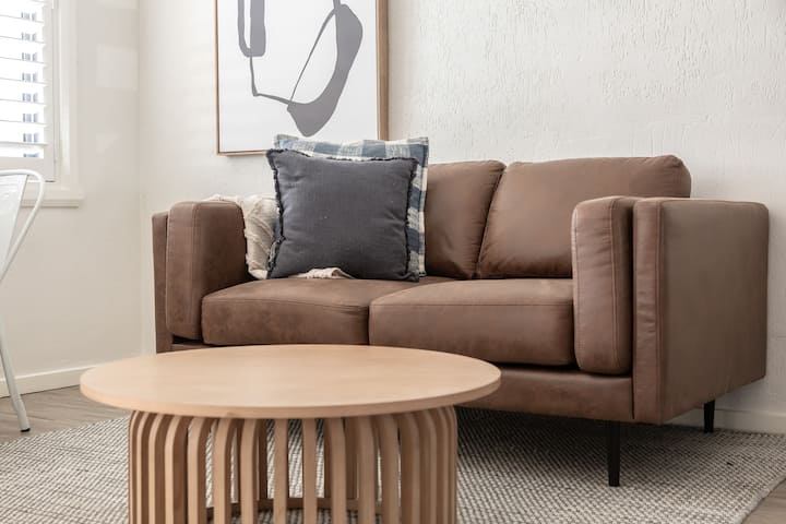 Bright & Modern Studio In Riverside - Riverside
