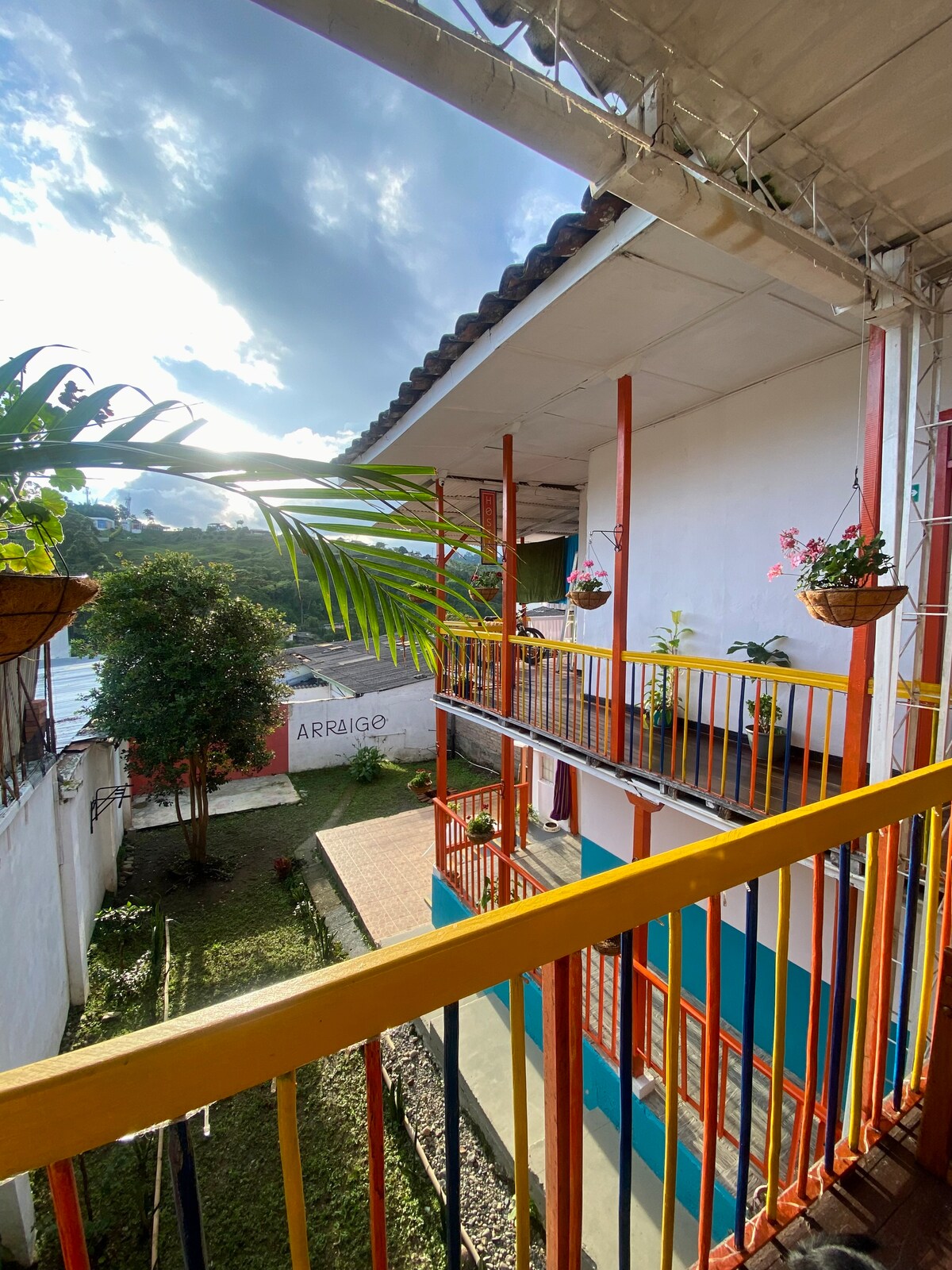 Colonial House - Airbnb