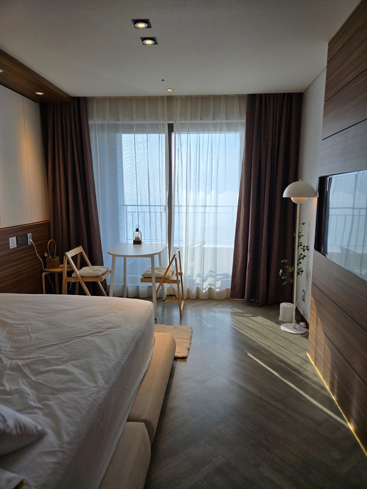 Yeongjong Palace Hotel (2501808) Best ocean view in front of the ...