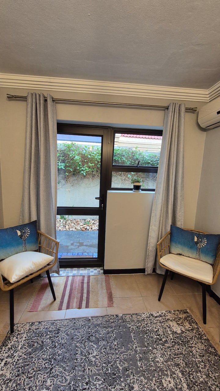 Birch Wood Self Catering Apartment - Centurion