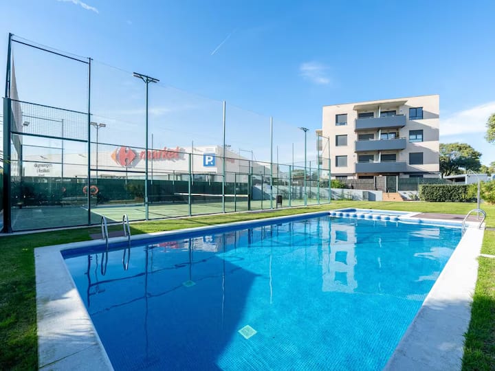 Piscina Y Pádel Al Lado Del Mar - Torredembarra