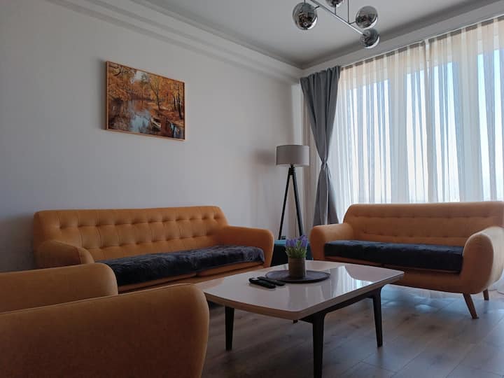 18th Floor Deluxe Apartment With Pool And Fitness. - Skopje