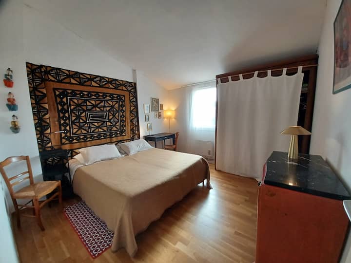 Chambre Spacieuse Et Confortable - Aix-en-Provence